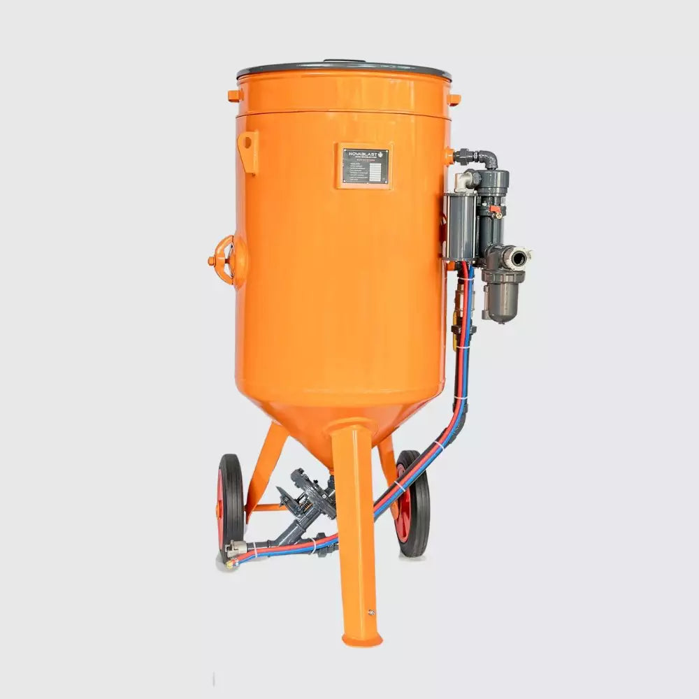 BLAST MACHINE 200 L WITH FLAT SAND VALVE 1¼, RCV-125 REM.CTRL INCL. SI ...